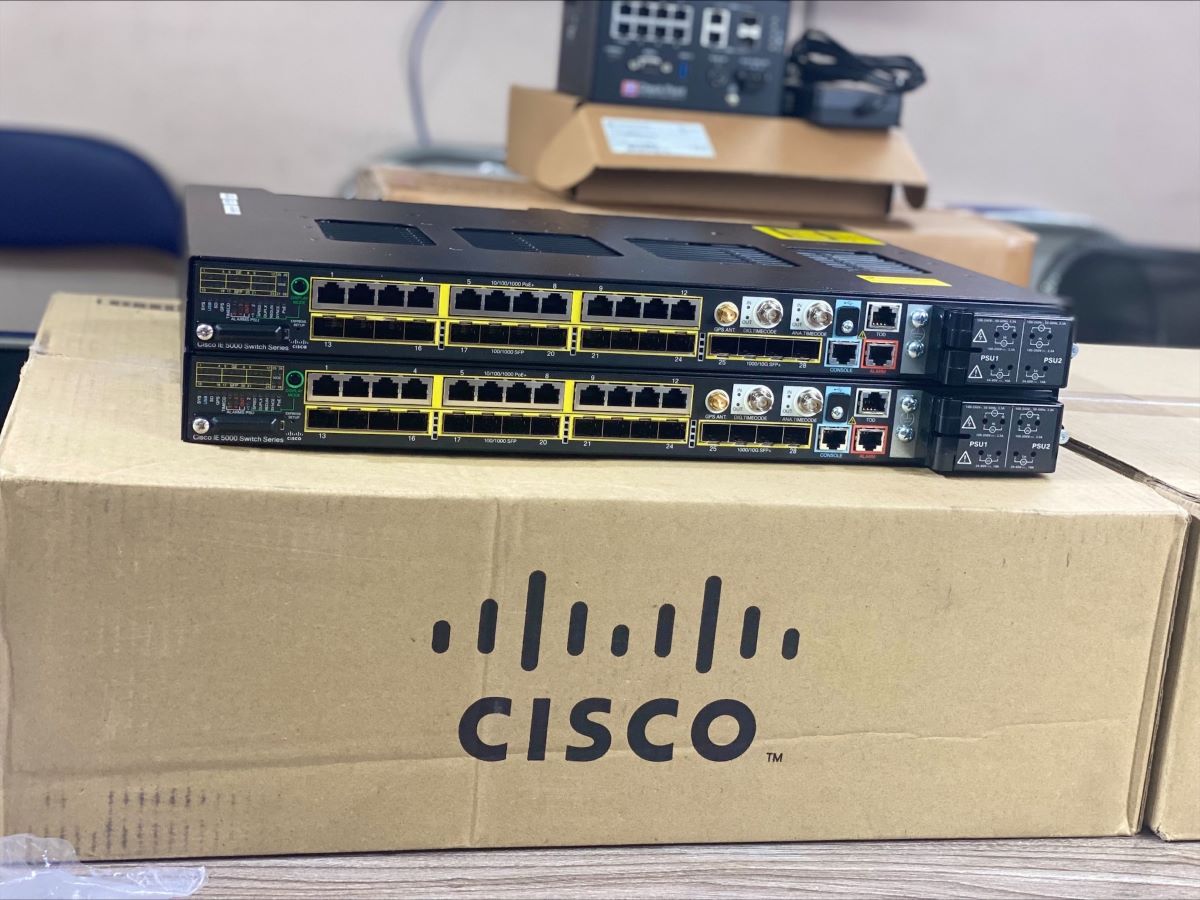 IE-5000-16S12P Switch công nghiệp 16 khe cắm SFP 1G + 12 cổng Ethernet 1G